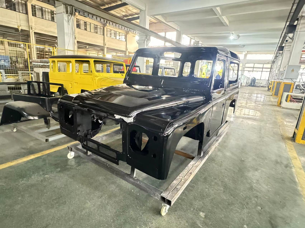 Land Rover Defender – Topnault Classic Car Parts